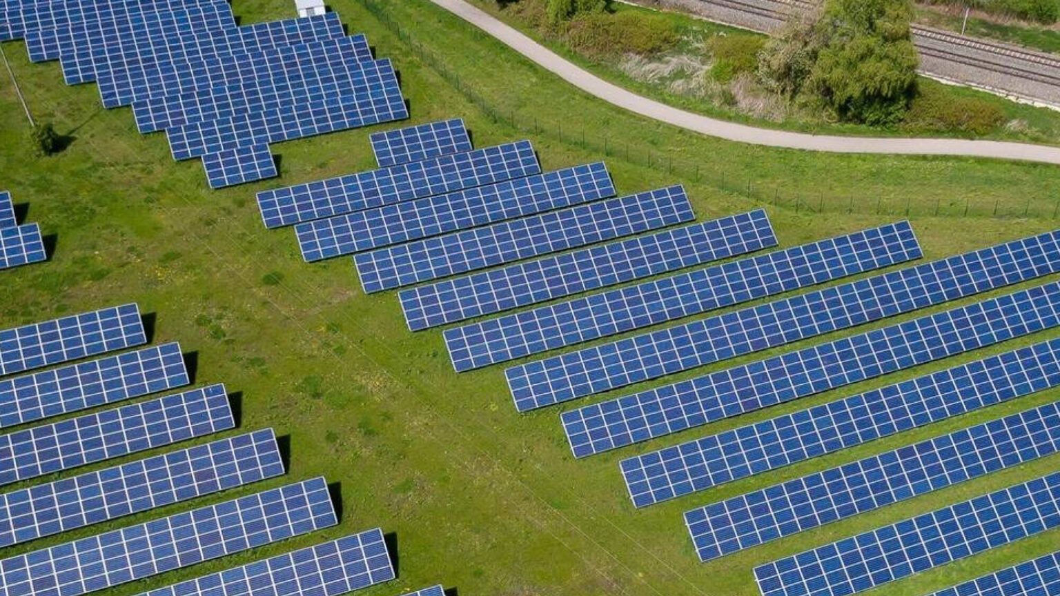 Improving solar energy efficiency with real-time AI | HTEC